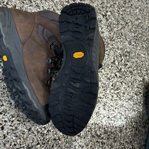 Vasque | Shoes | Vasque 76 M Leather Hiking Boot Size 11 Mens | Poshmark